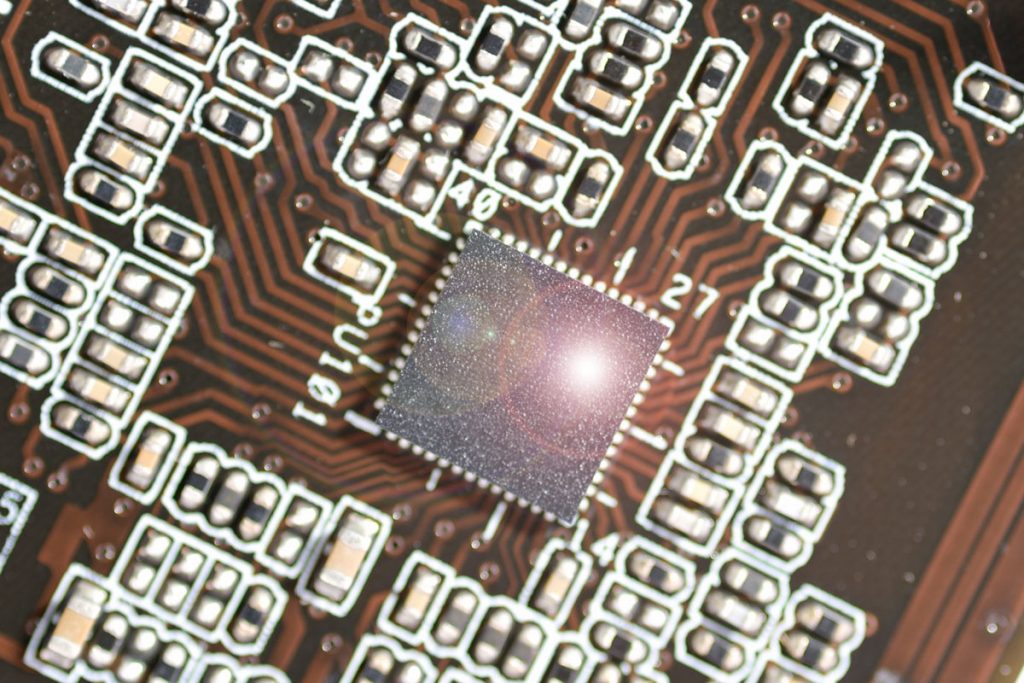 ¿Qué es el SMT? | ISS Inserción SMT y Servicios